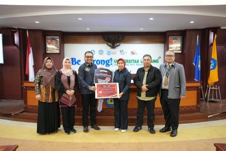 Unila Dapat Bantuan Kendaraan Operasional Listrik dari Telkom Regional ...